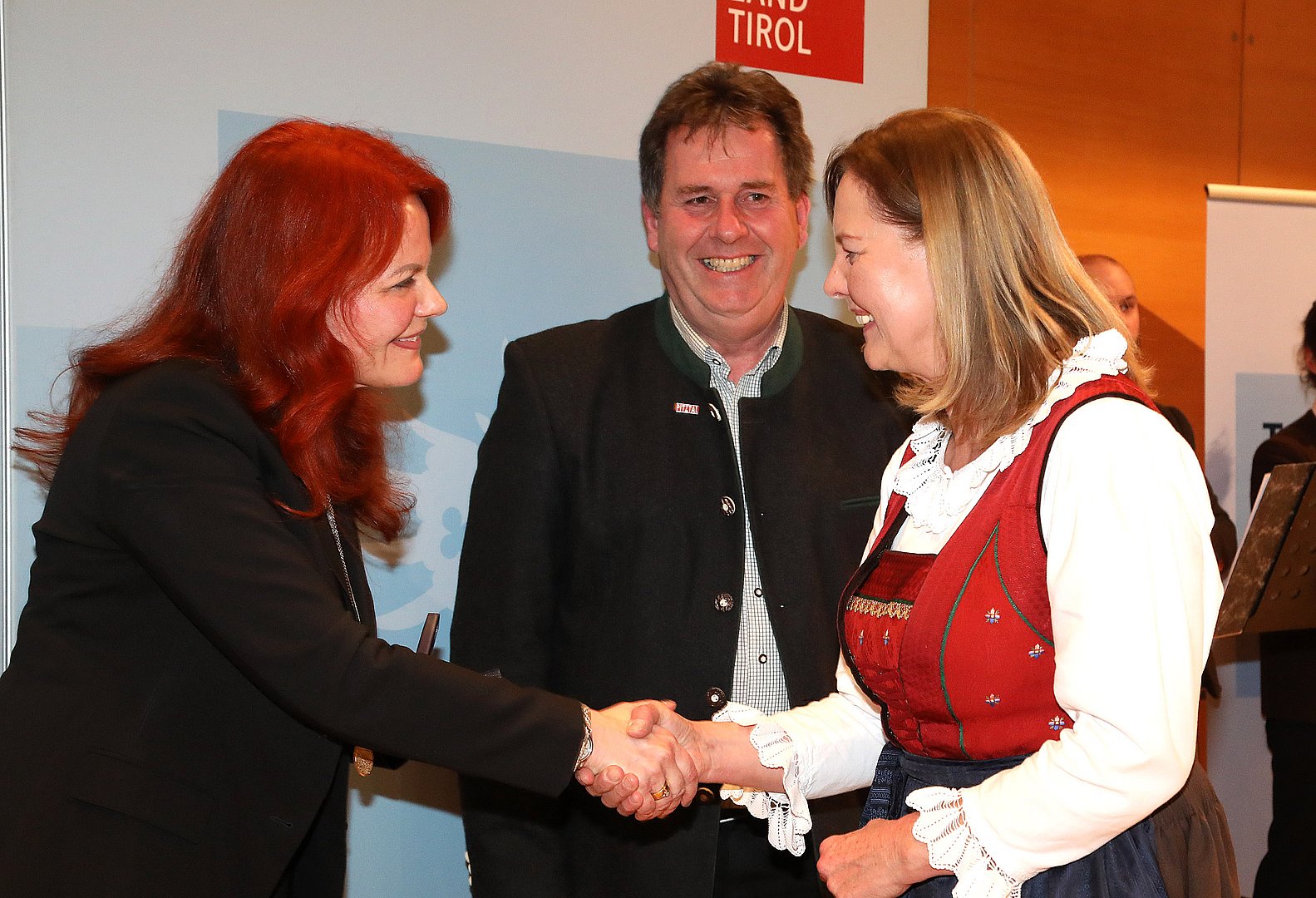 Ehrenamtliche im Bezirk Imst ausgezeichnet | Land Tirol