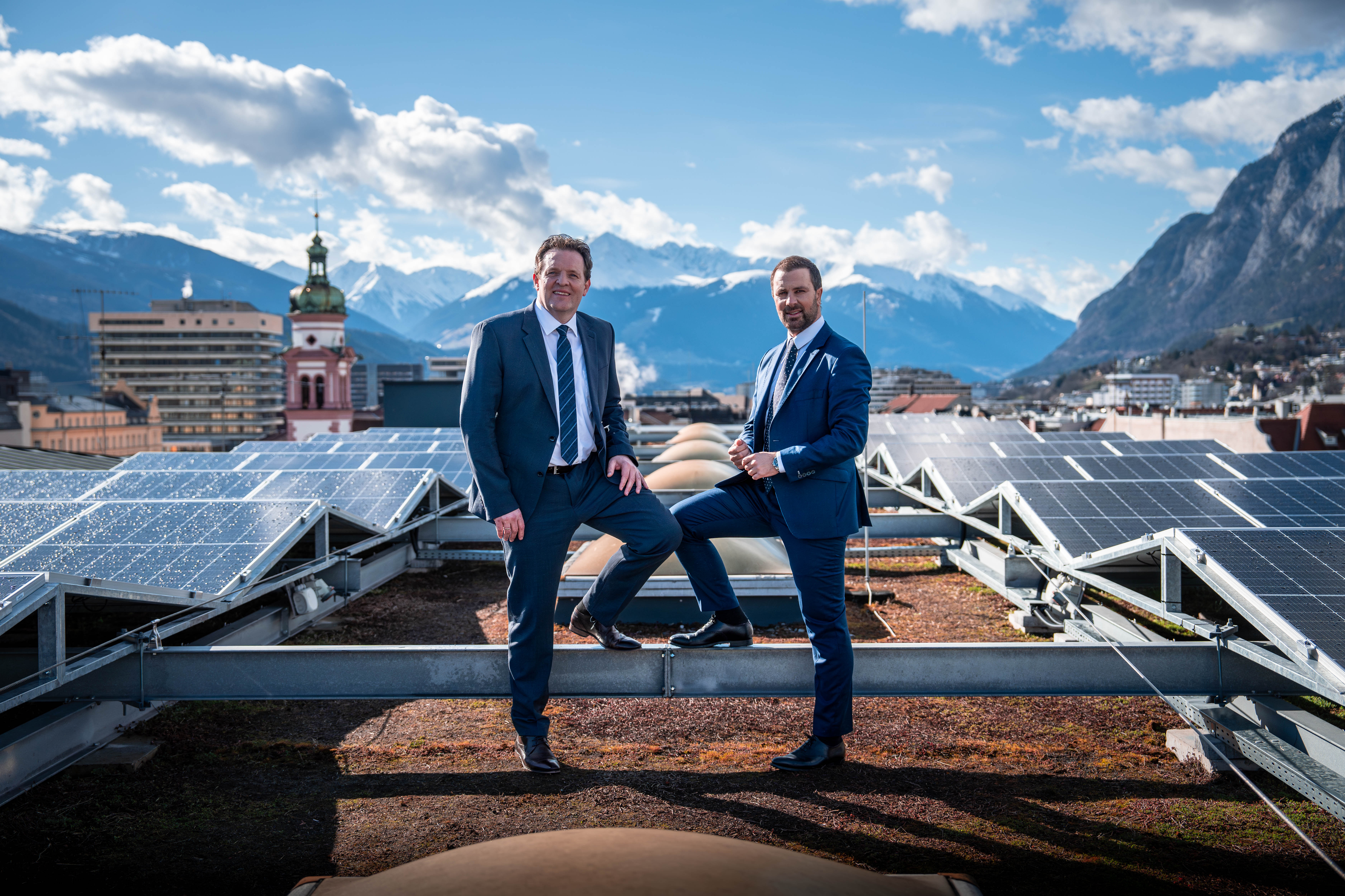LHStv Dornauer und LR Zumtobel: „Landhausdach wird zum Sonnenkraftwerk ...