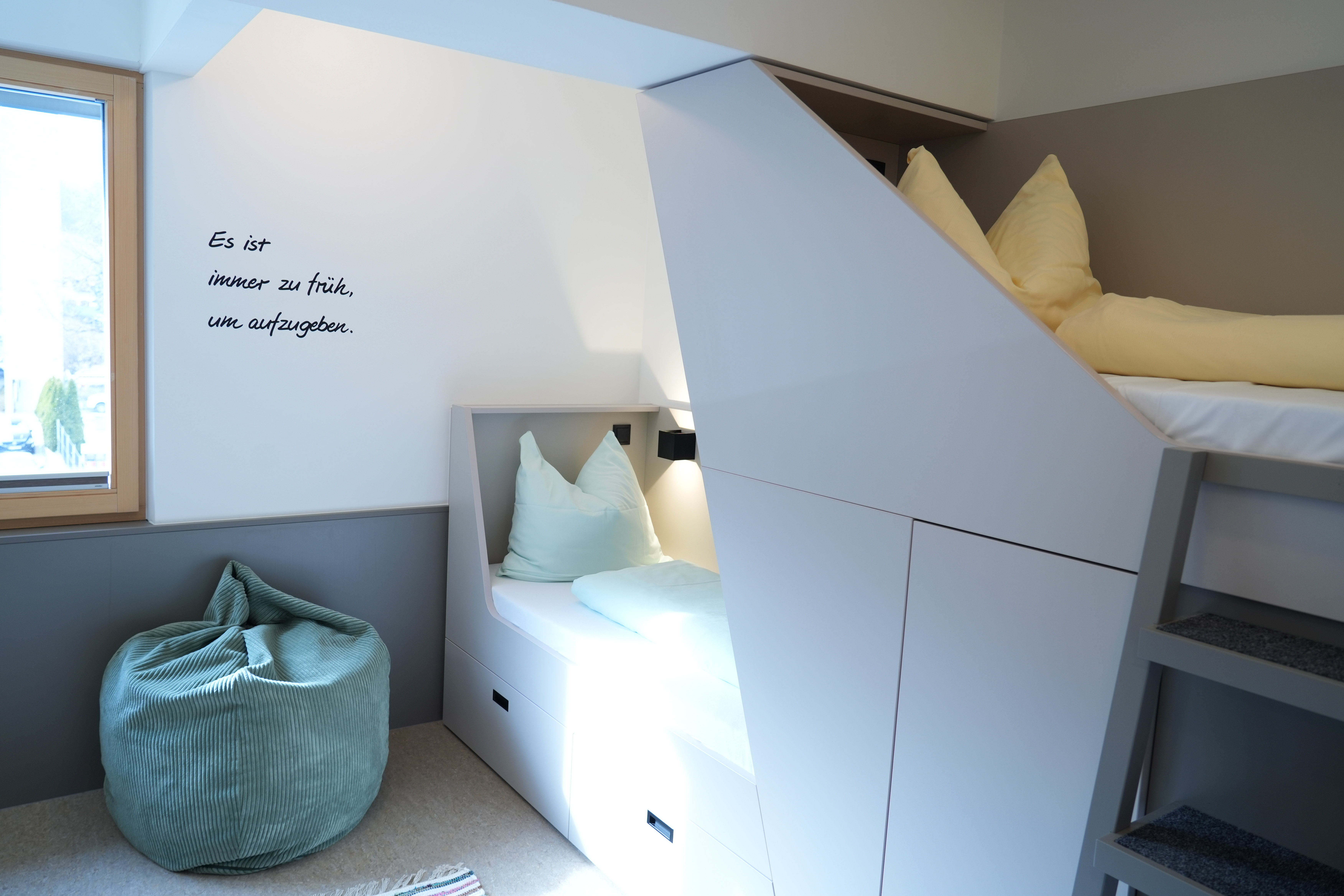 Eröffnung des generalsanierten Landesschülerheims „Mariannhill“ | Land ...