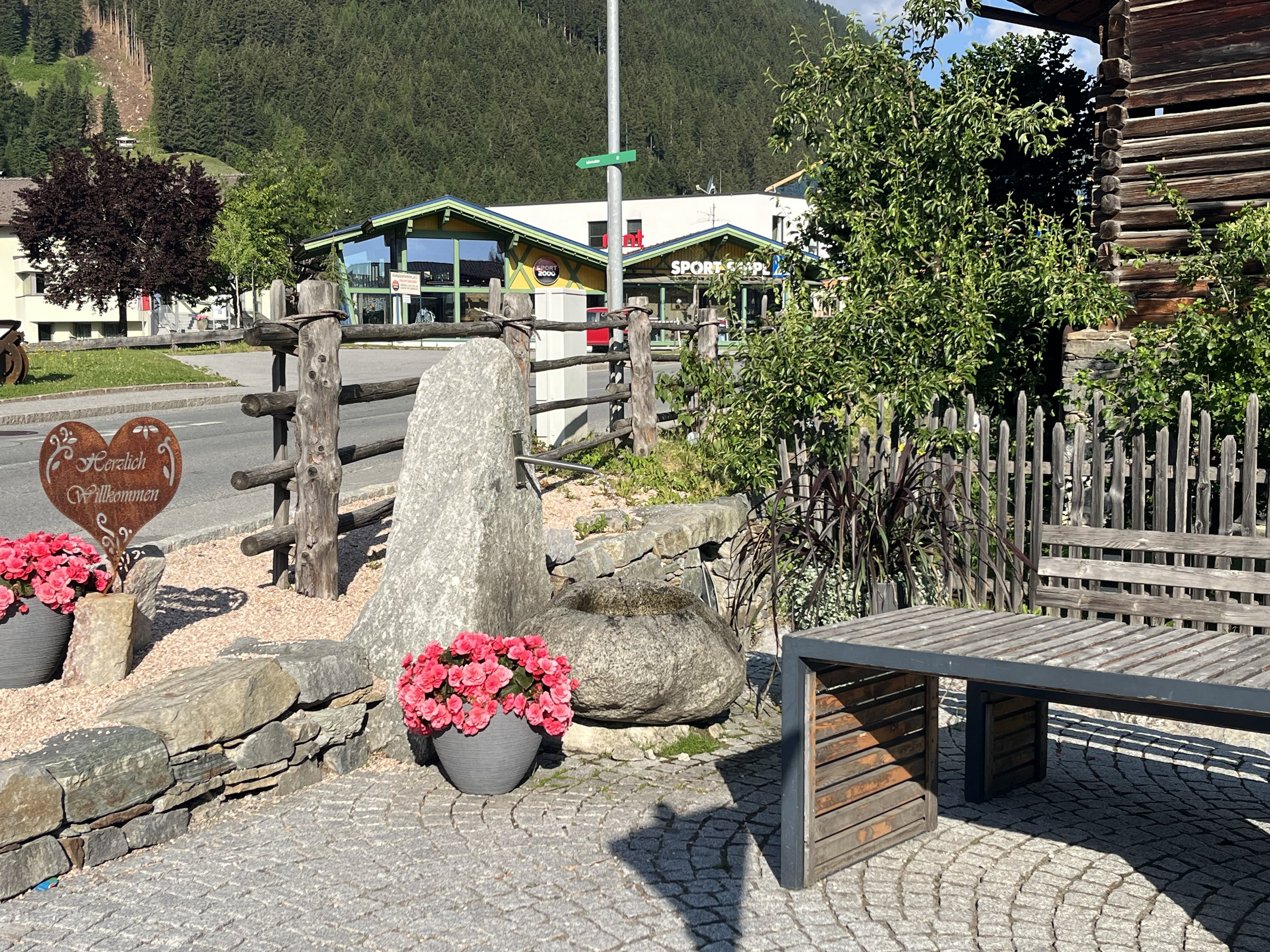 Dorfbrunnen (Gries im Sellrain) | Land Tirol