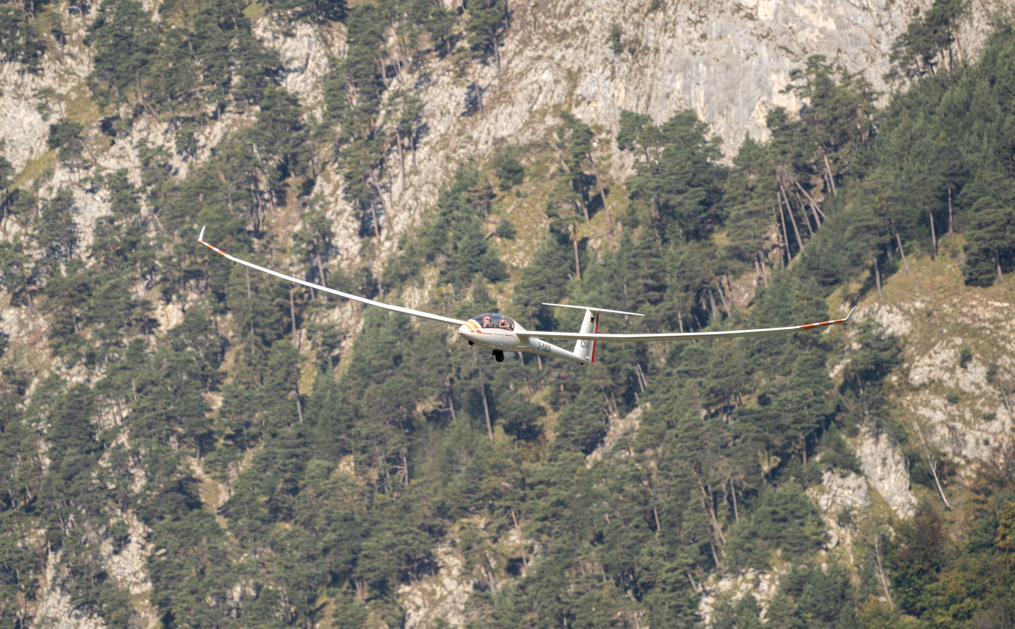 Windenstart mit Segelflugzeug | Land Tirol
